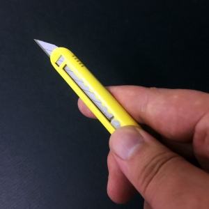 NT Cutters ABS Grip 30-Degree Multi-Blade Cartridge Knife - LIOA553PCT ...